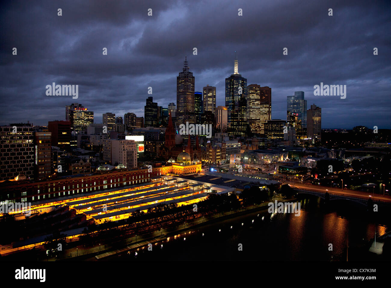 Melbourne cityscape at night Stock Photo - Alamy