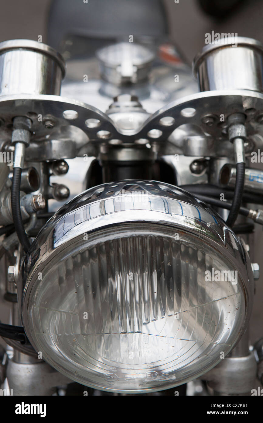 Front of motorcycle hi-res stock photography and images - Alamy