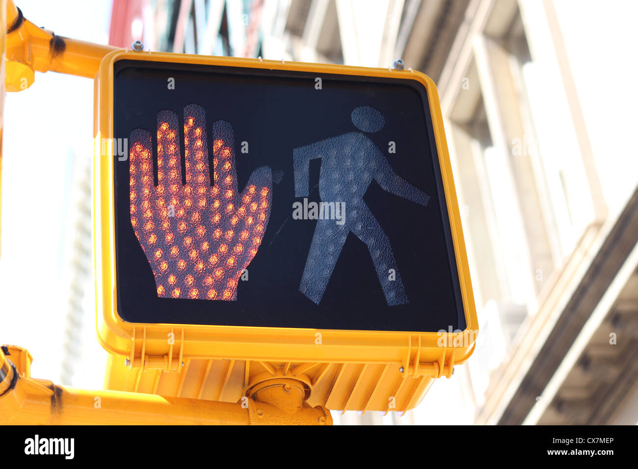 Halt Signal On Pedestrian Crossing Stock Photo - Alamy