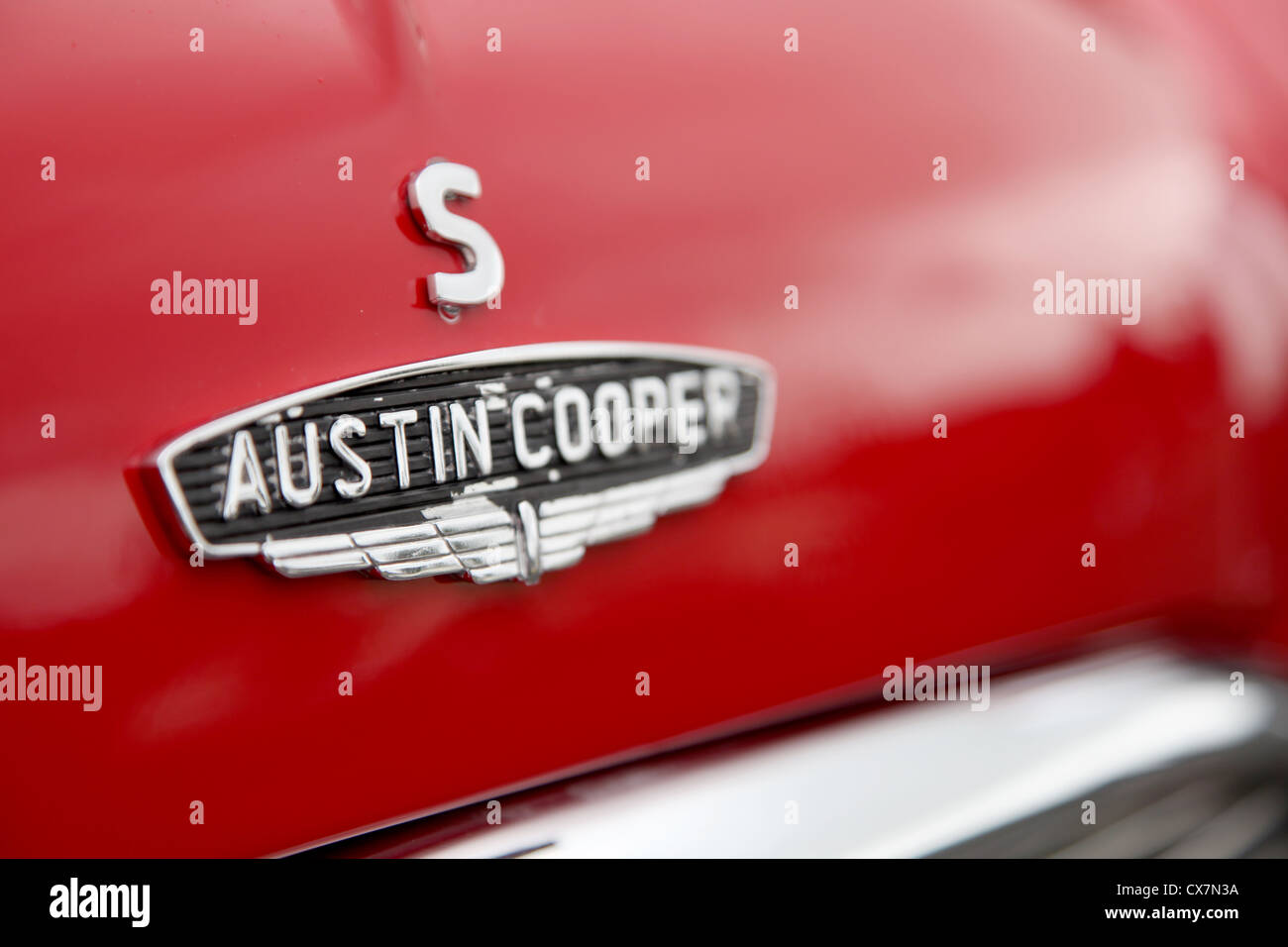 Mini Cooper S Badge Stock Photos & Mini Cooper S Badge Stock Images - Alamy