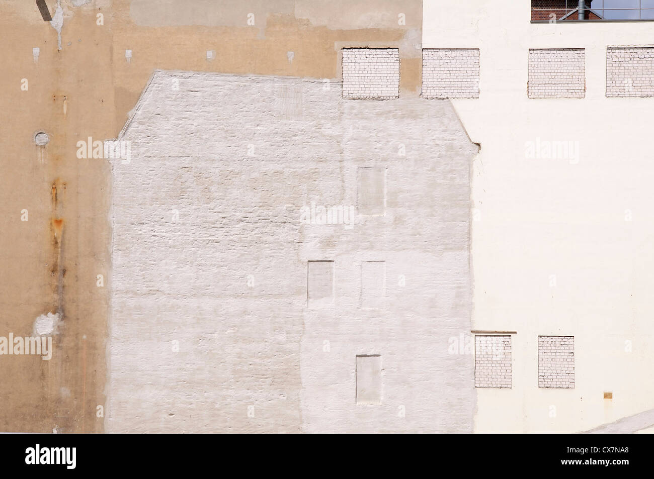 Remaining outline of a building after it was torn down Stock Photo - Alamy