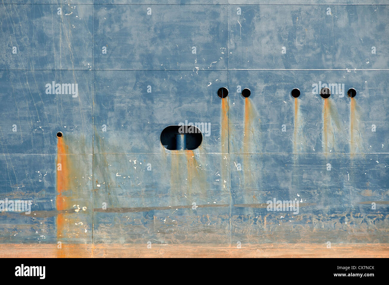 Bleeding rust from hull of tank ship Stock Photo - Alamy