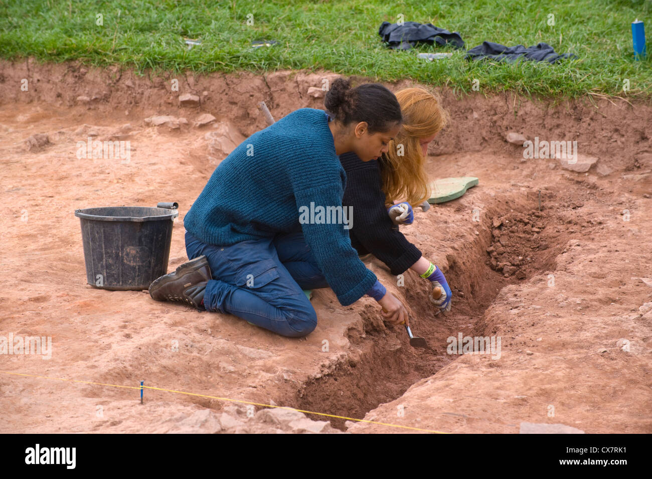 Student archaeologists dig a prehistoric neolithic site on Dorstone ...