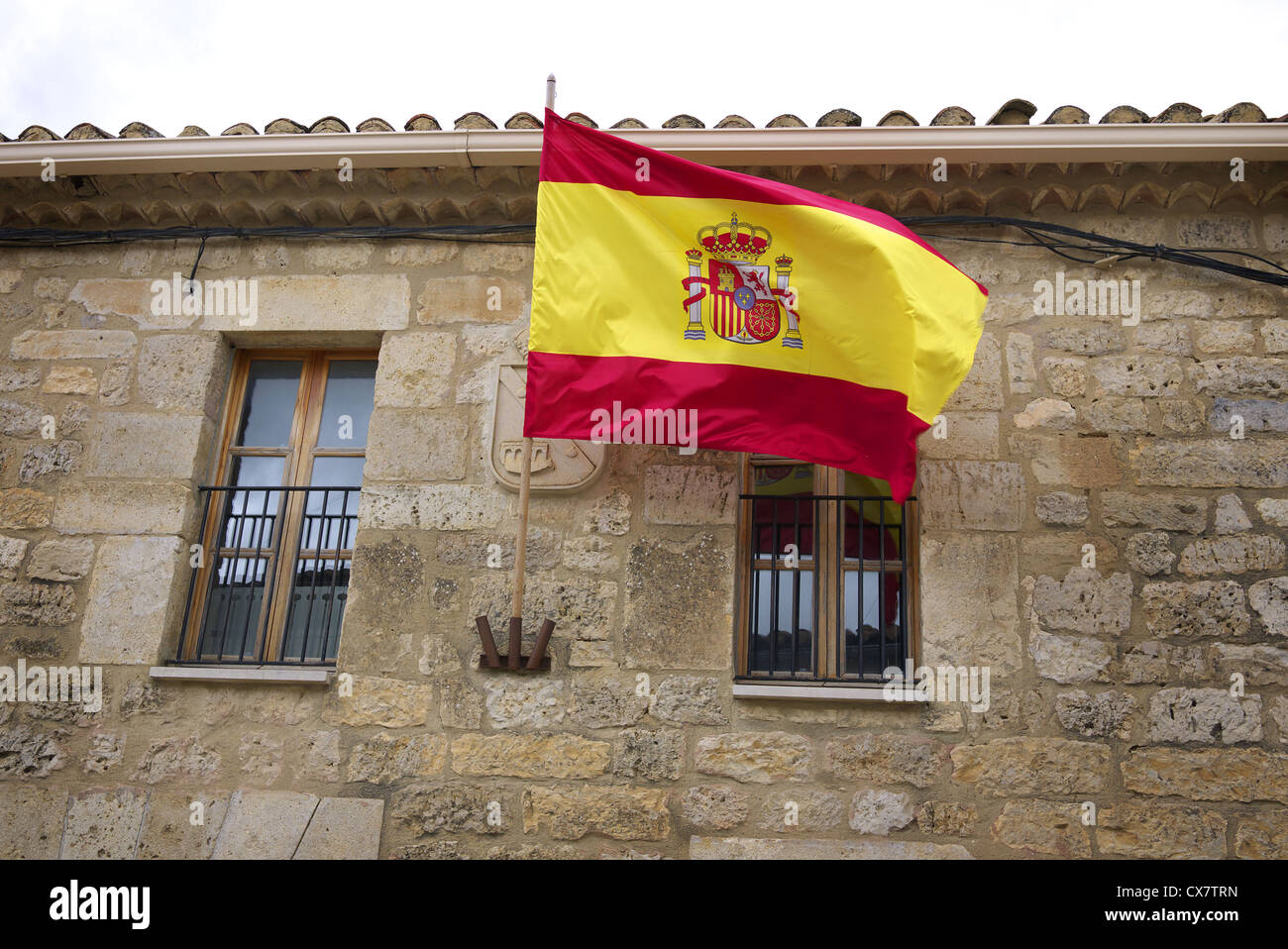 Flag of the region of castilla y leon hi-res stock photography and ...