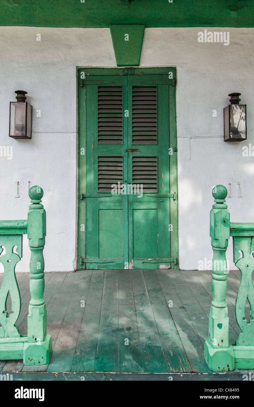 Old colonial building in Nassau , Bahamas Stock Photo - Alamy