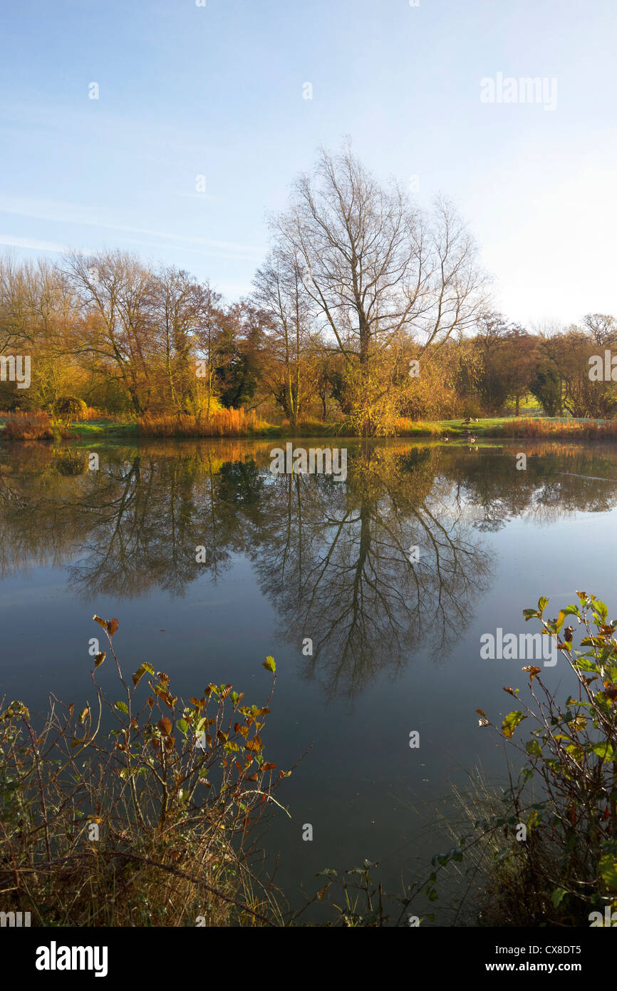 Arrow valley lake country park hi-res stock photography and images - Alamy