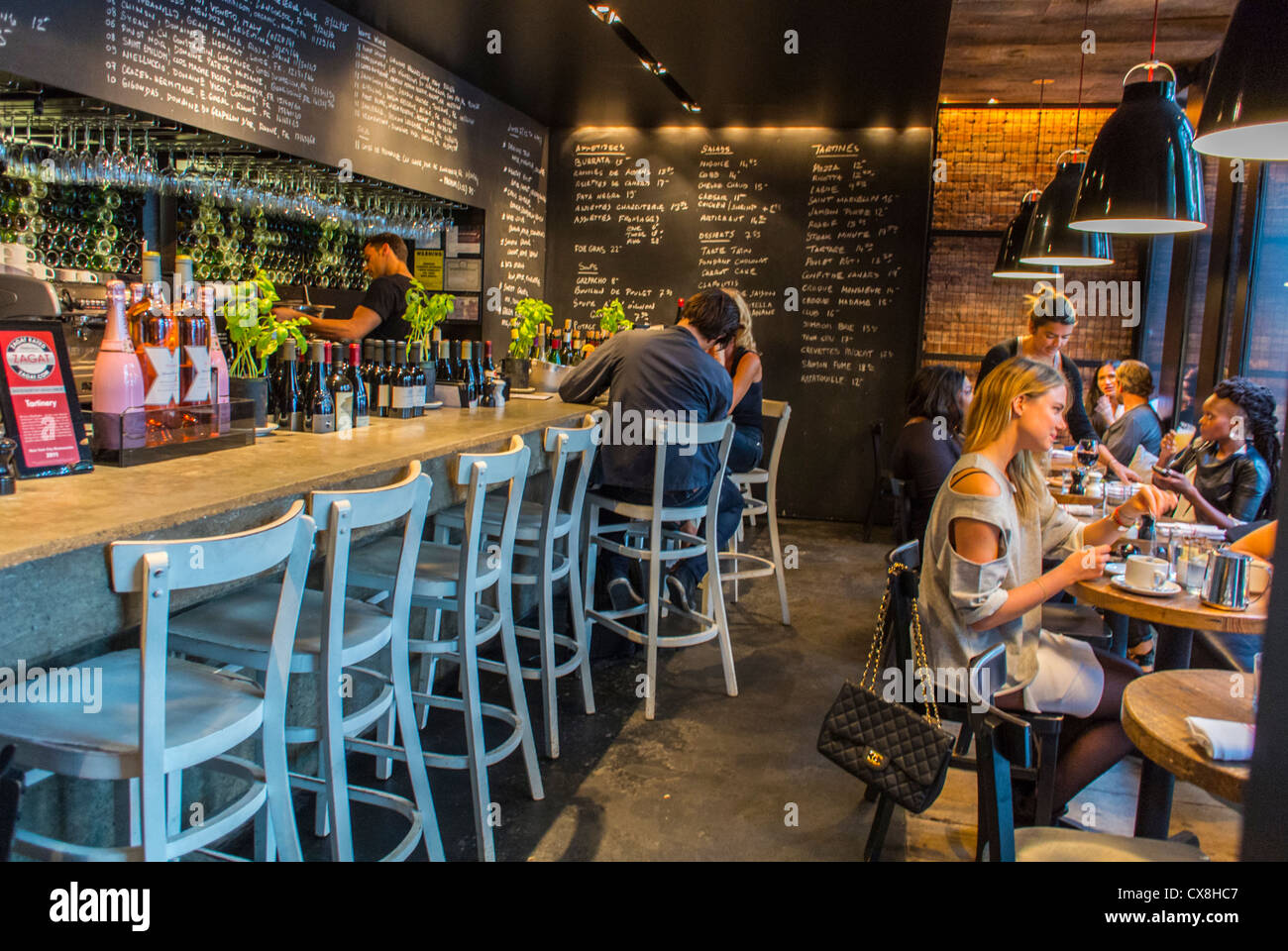 Crowd lights design tables hi-res stock photography and images - Alamy