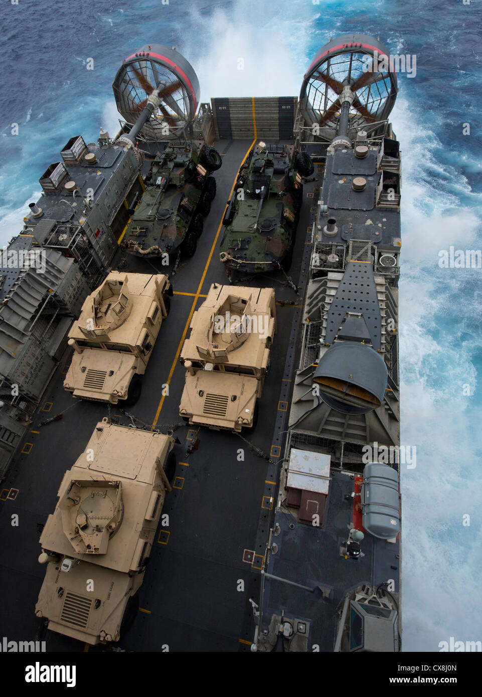 Amphibious assault ship uss bonhomme richard lhd 6 bhr hi-res stock ...
