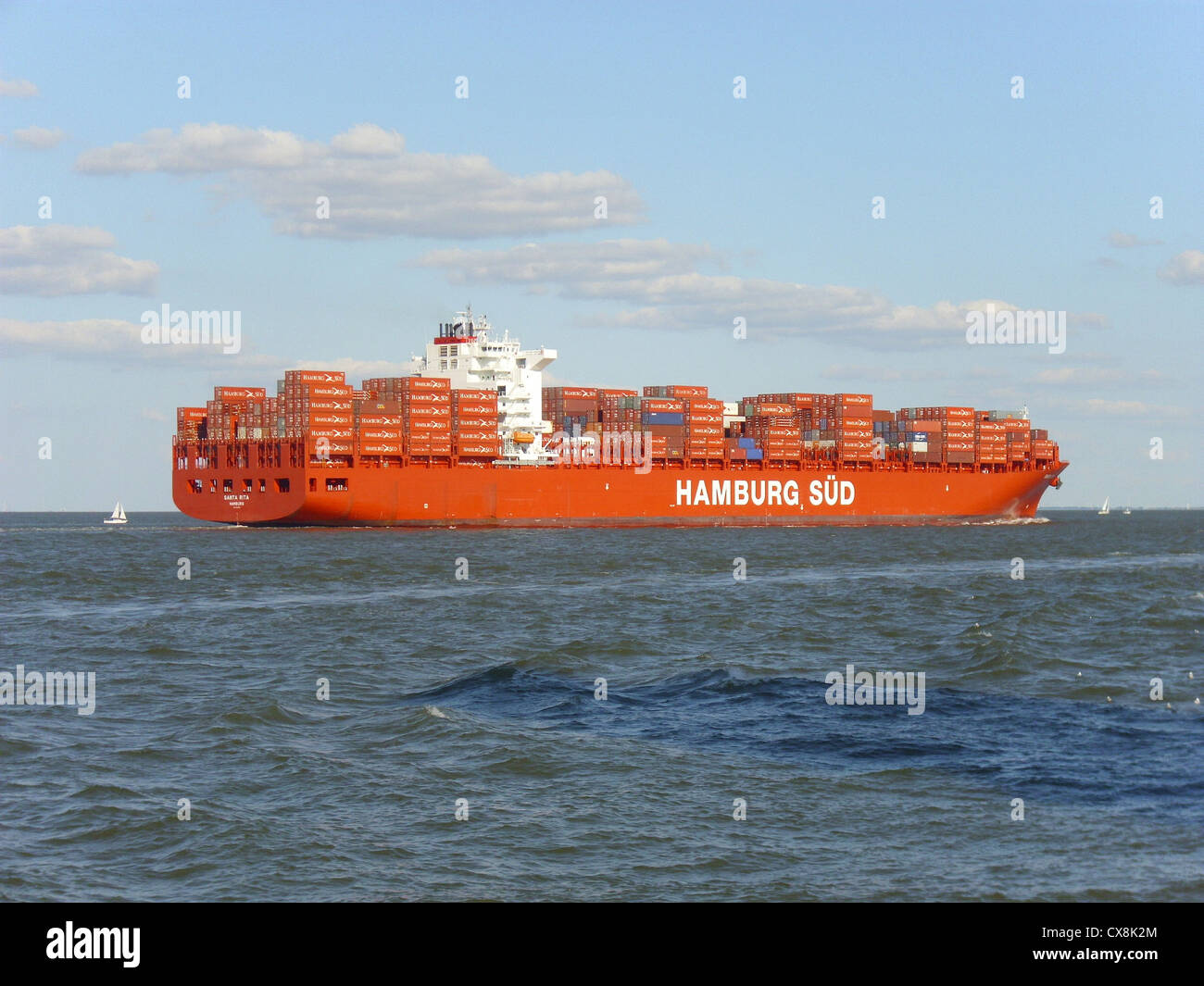 The container ship 'Santa Rosa' is seen inbound on the Elbe River ...