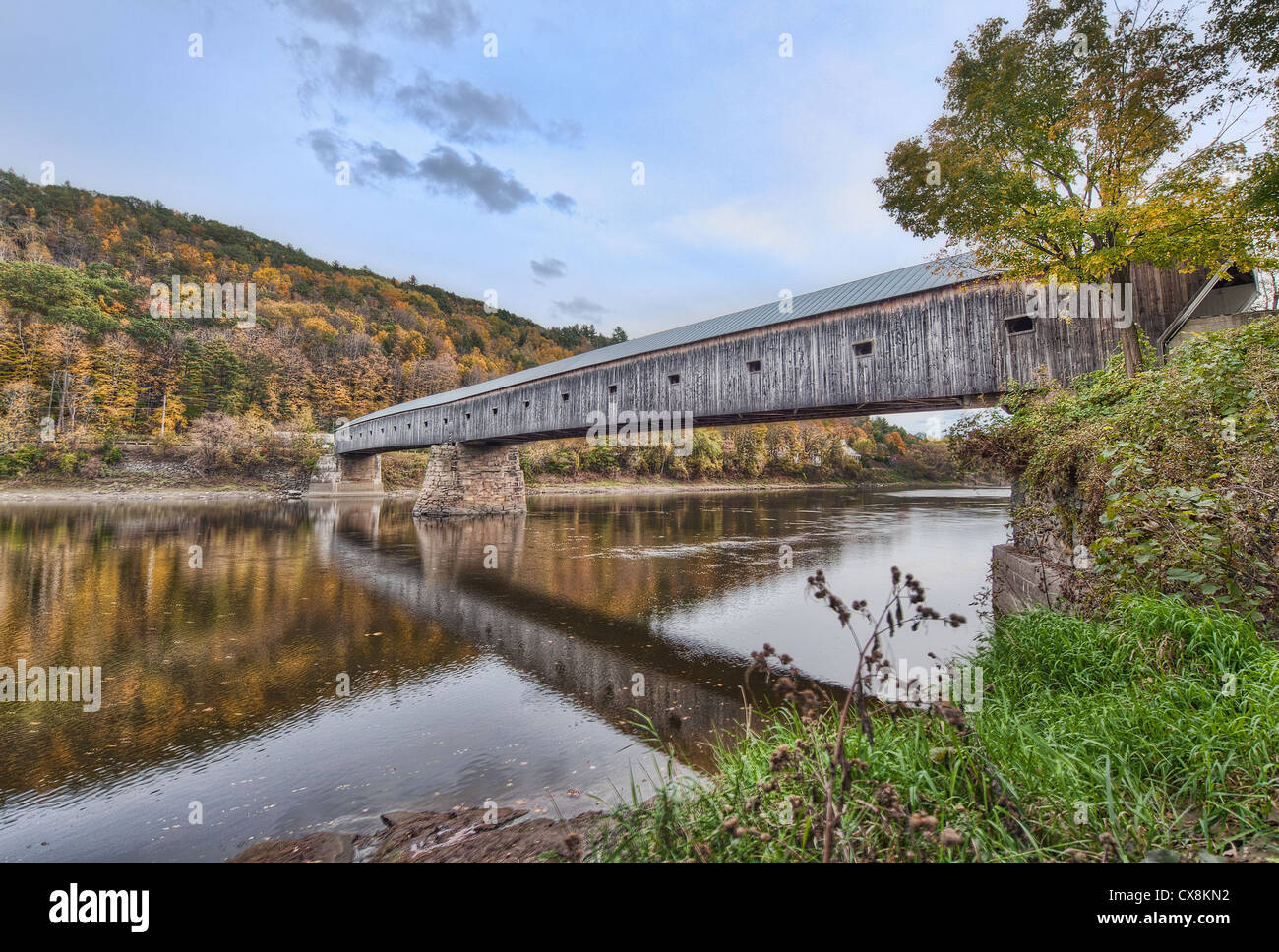 Windsor bridge hi-res stock photography and images - Alamy