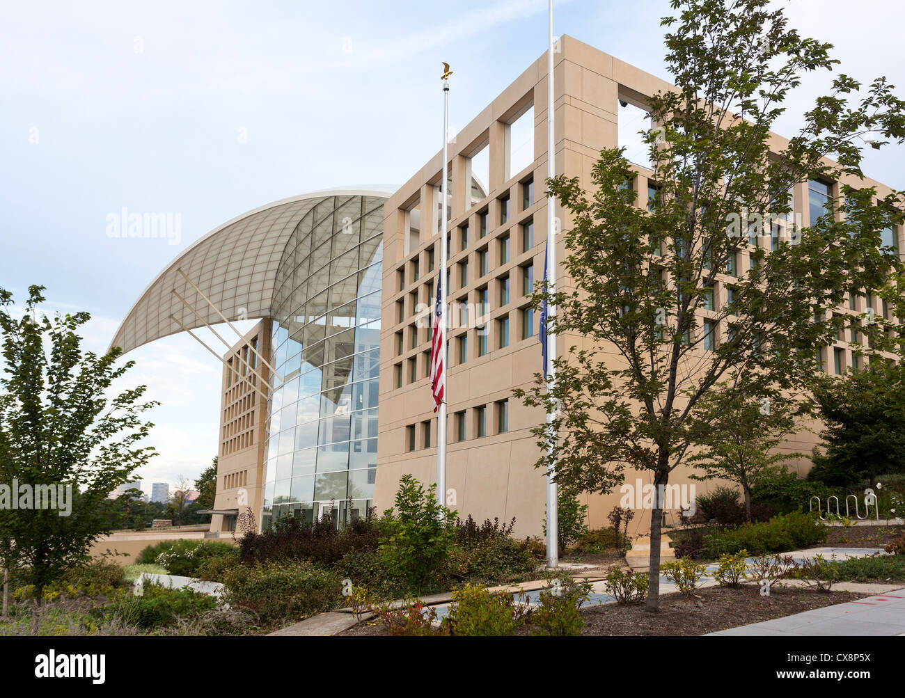 The peace institute hi-res stock photography and images - Alamy