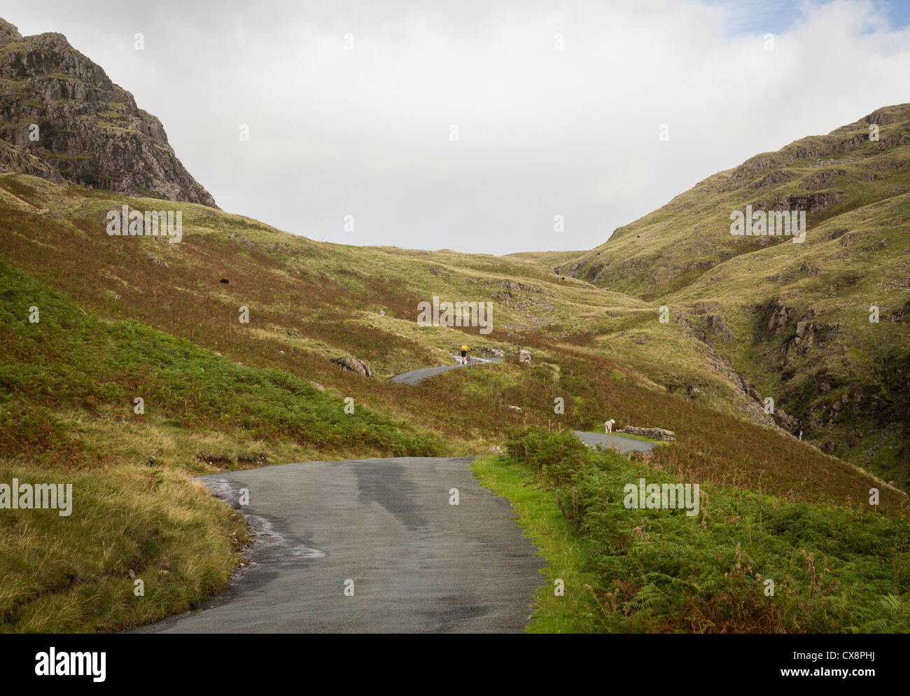 Lake district hardknott pass hi-res stock photography and images - Alamy