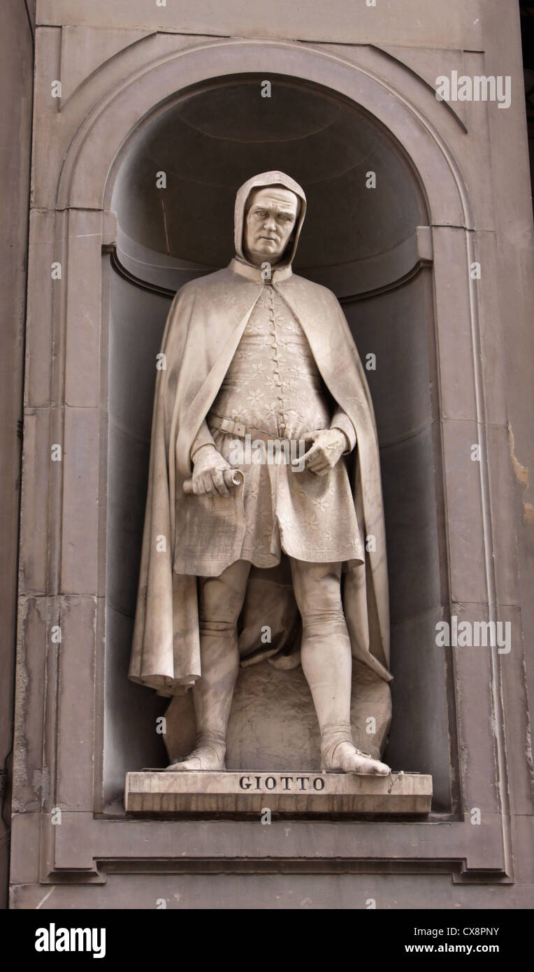 Statue of giotto uffizi hi-res stock photography and images - Alamy