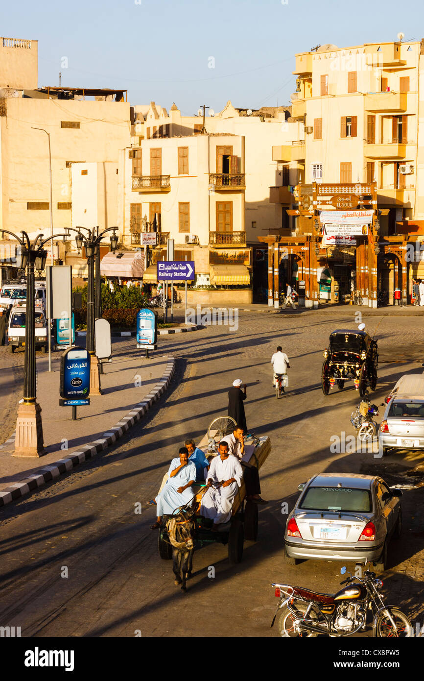 Souk luxor egypt hi-res stock photography and images - Alamy