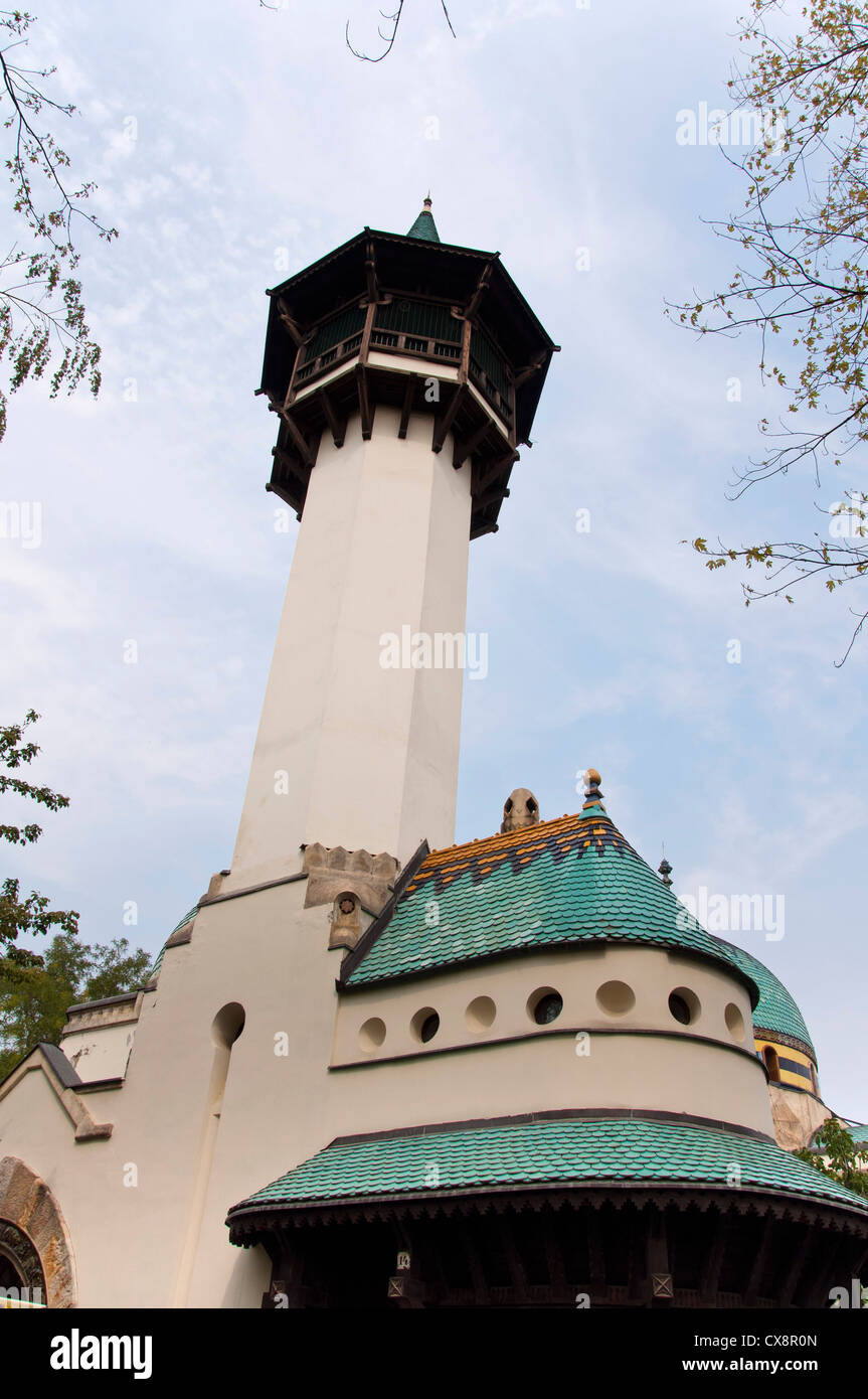Budapest zoo hi-res stock photography and images - Alamy