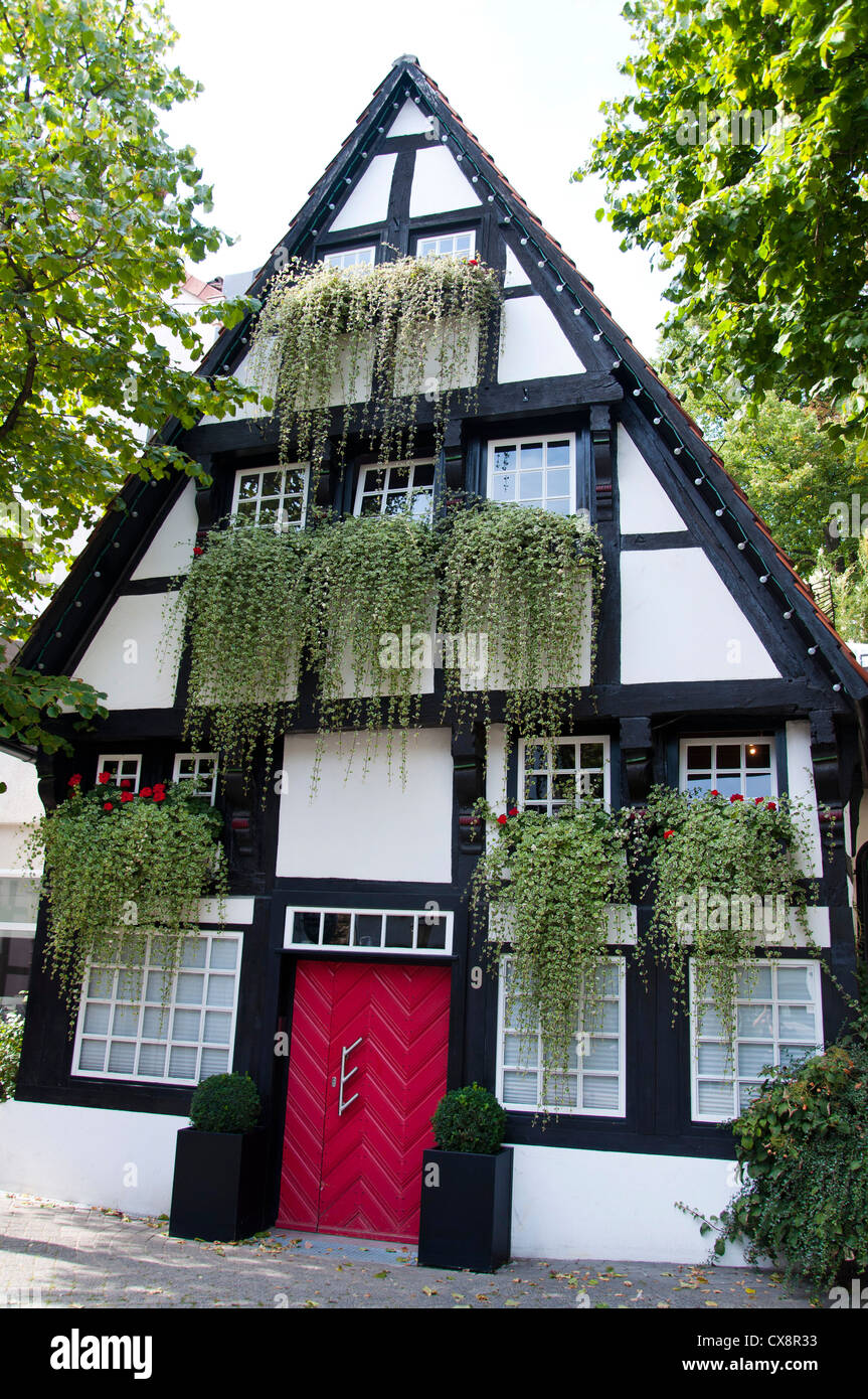 Medieval Timbered Fachwerk House, Osnabruck, Germany Stock Photo - Alamy