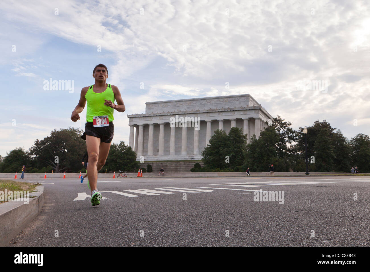Marathon d hi-res stock photography and images - Alamy