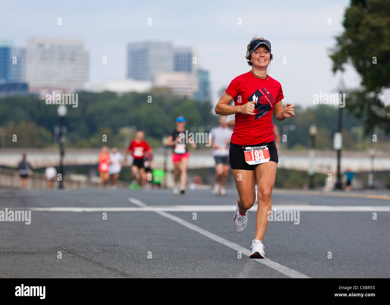 Marathon runner hi-res stock photography and images - Alamy