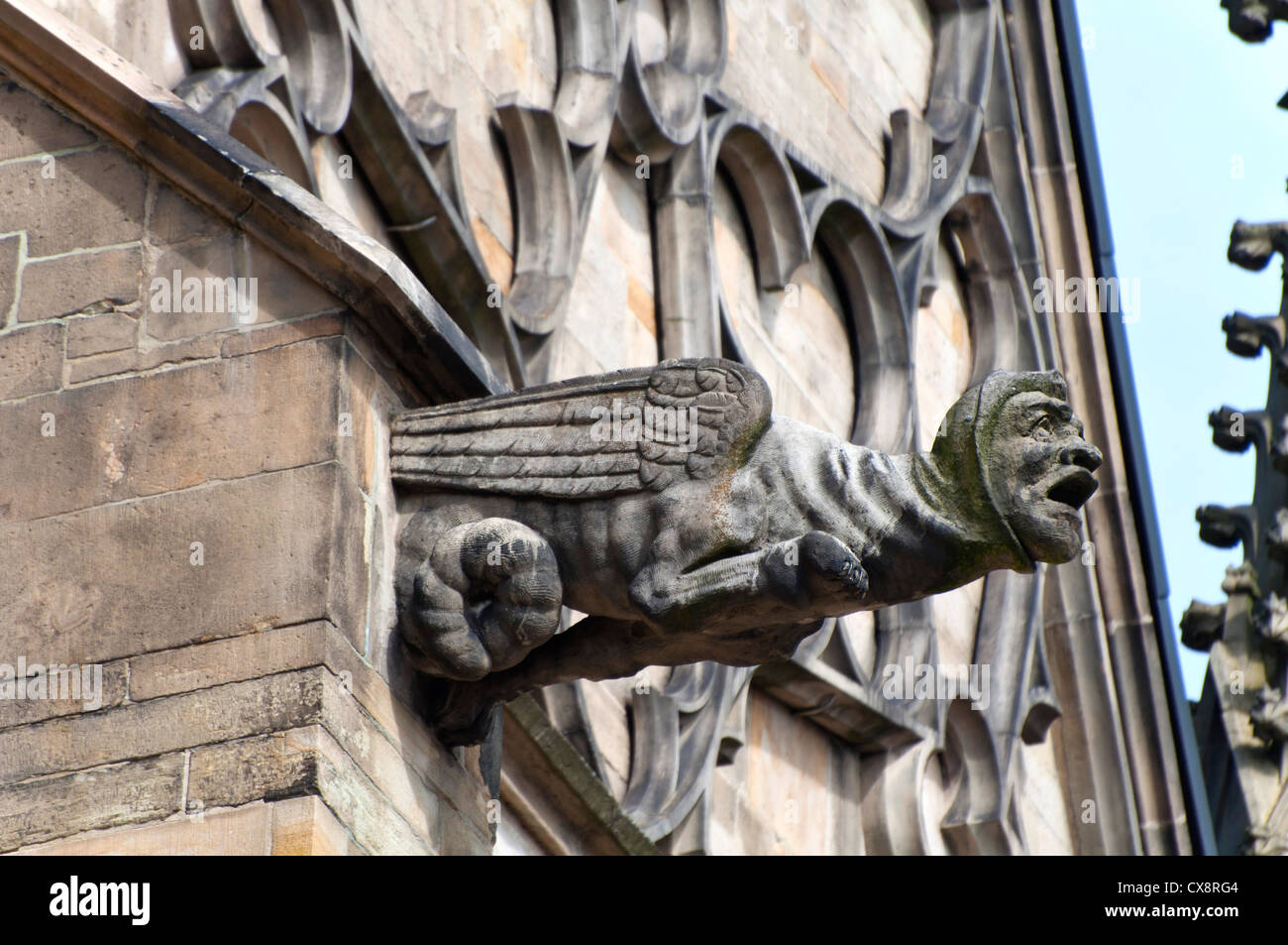 Gargoyle architecture hi-res stock photography and images - Alamy