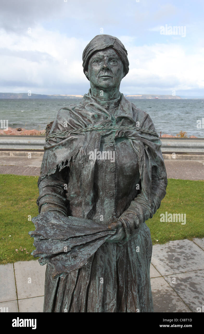 Fishwife statue hi-res stock photography and images - Alamy