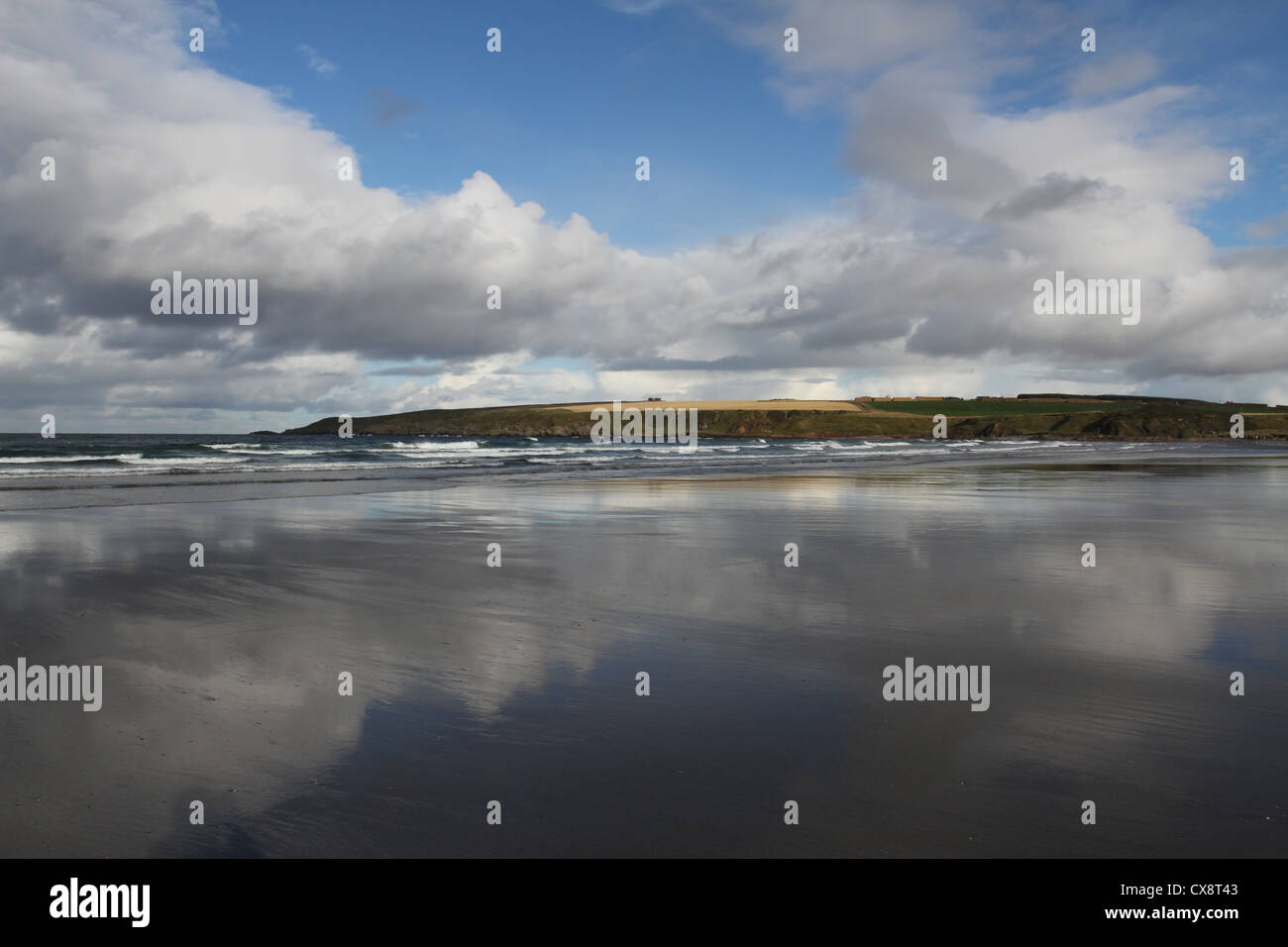 Sandend Beach High Resolution Stock Photography and Images - Alamy
