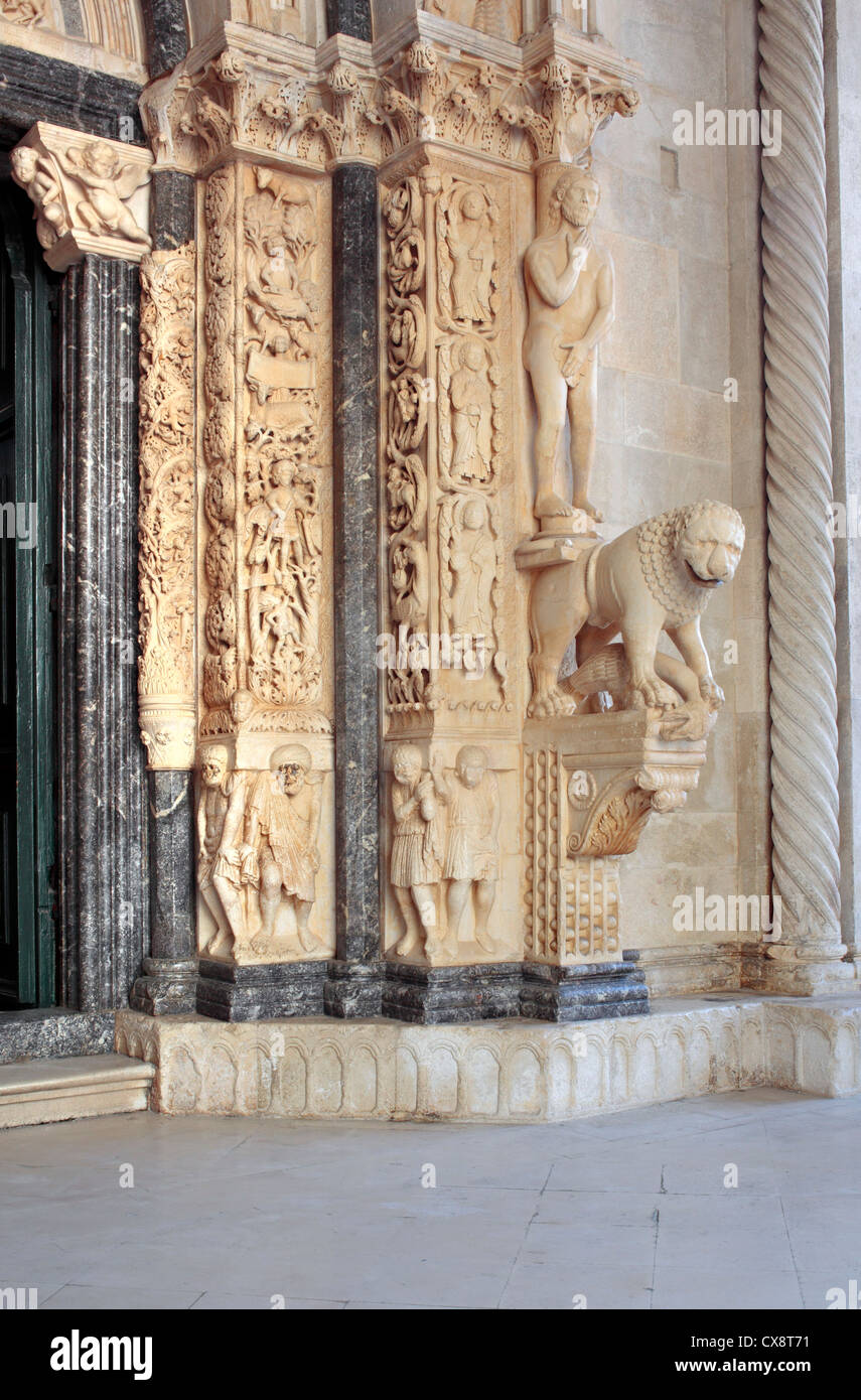 Romanesque portal by master sculptor Radovan (1240s), cathedral of St ...