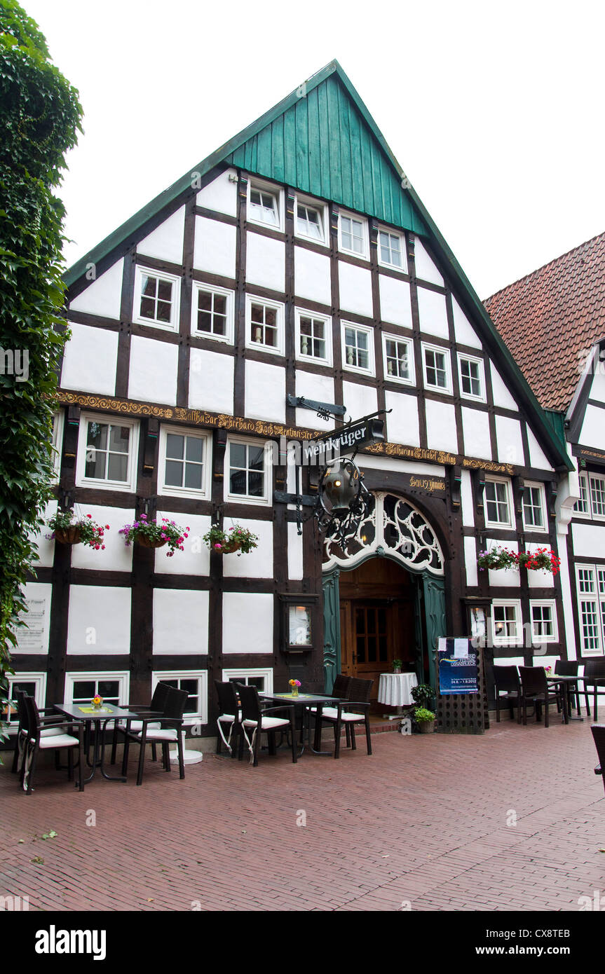 Medieval Timbered Fachwerk House, Osnabruck, Germany Stock Photo - Alamy