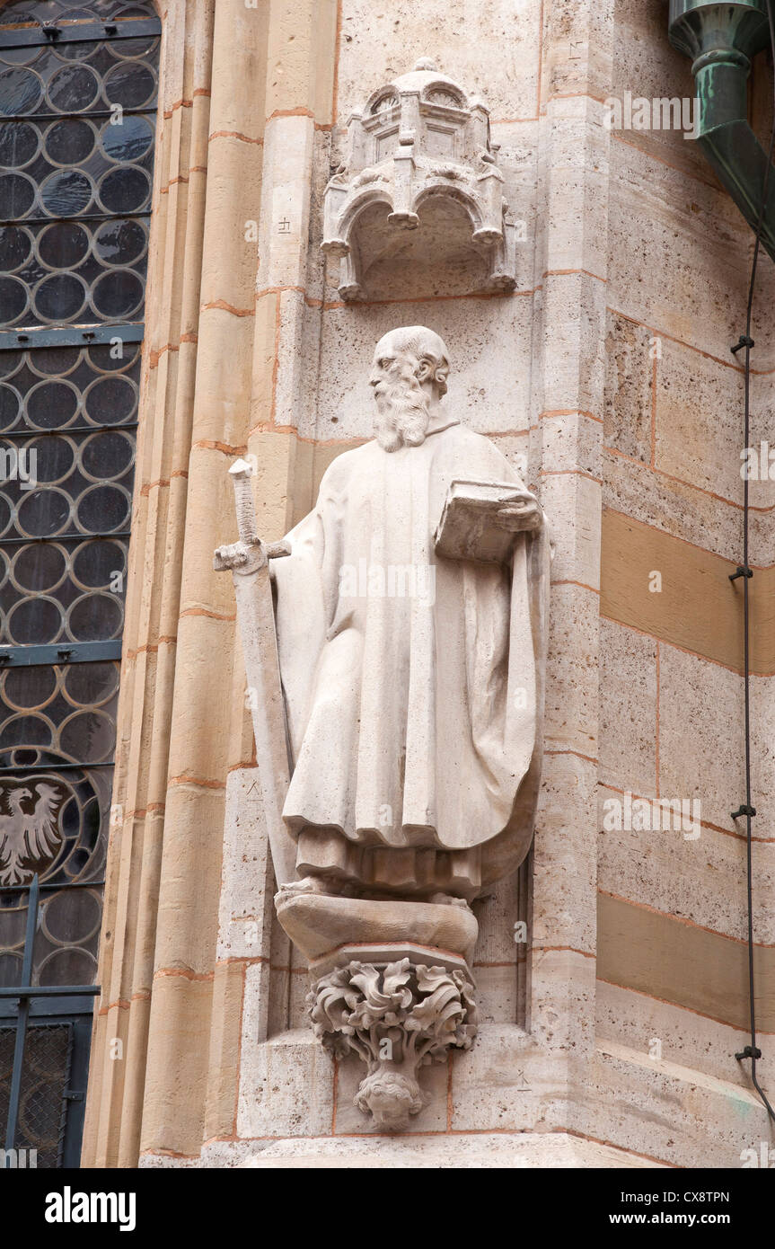 Church Detail. Sculpture Stock Photo - Alamy