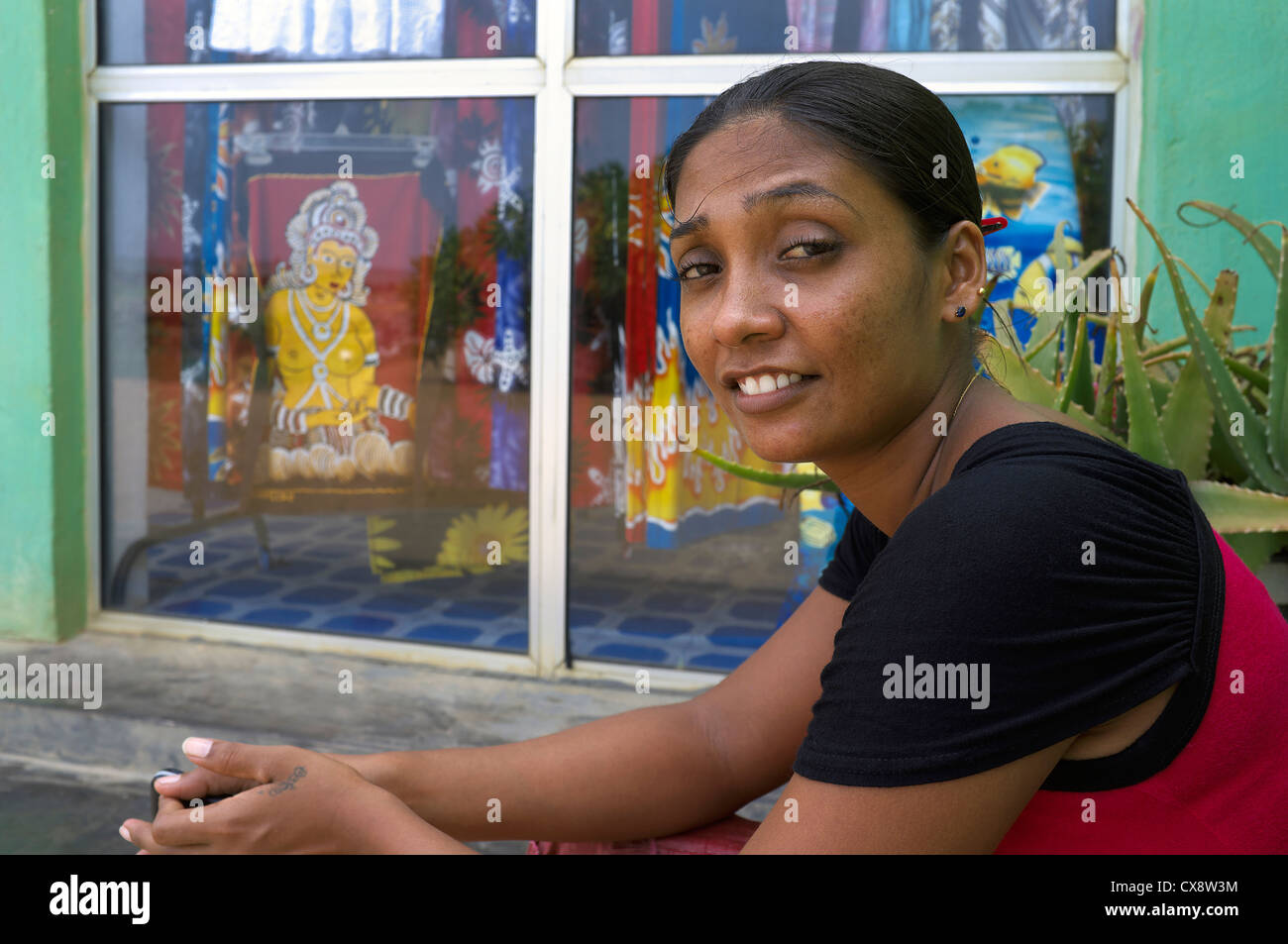 Ceylon Traditional Clothing High Resolution Stock Photography and ...