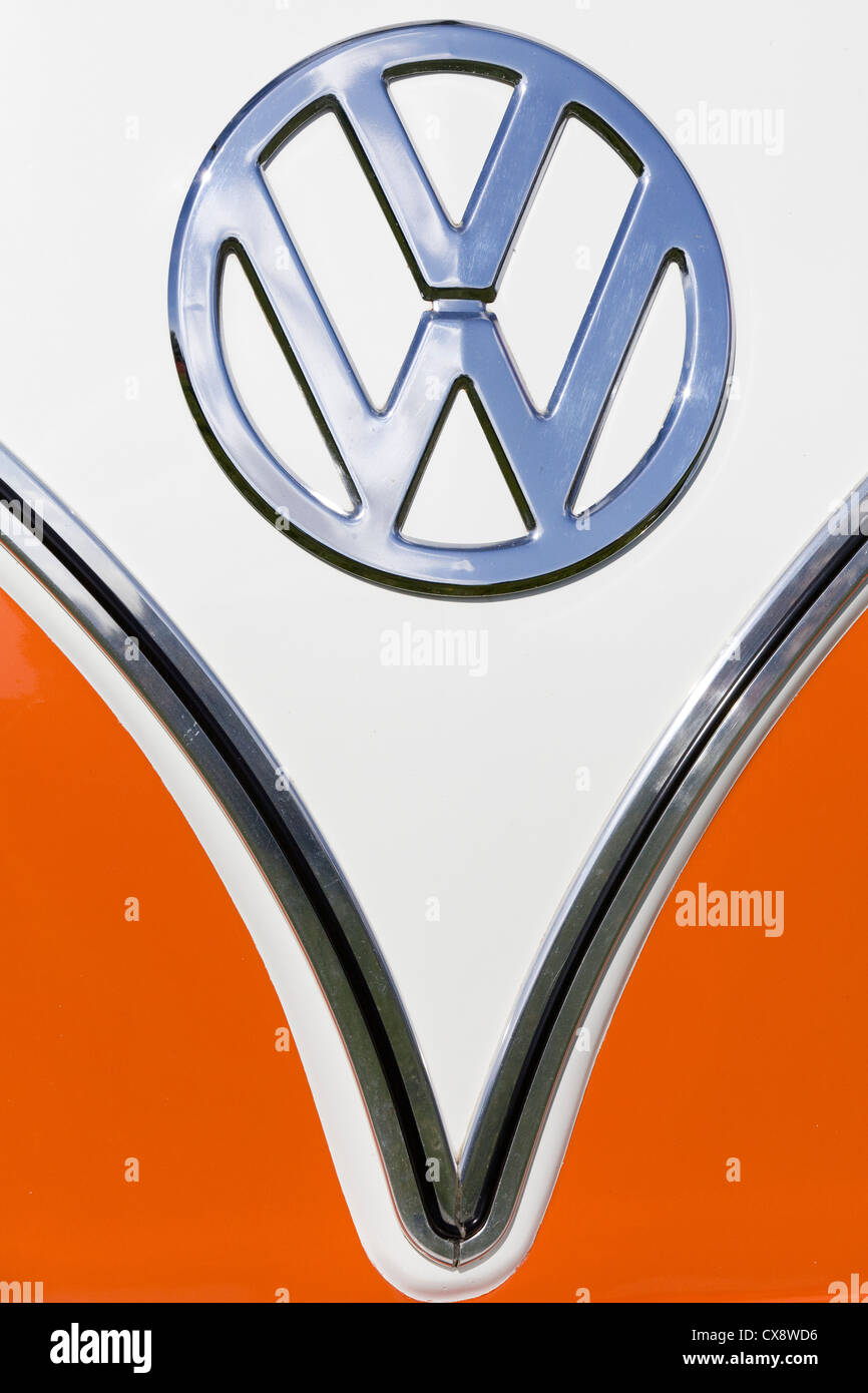 Front view of a split screen VW Camper Bus Stock Photo - Alamy