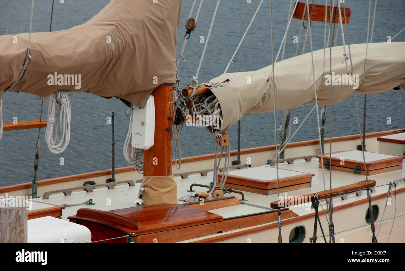A sailboat's rigging Stock Photo - Alamy