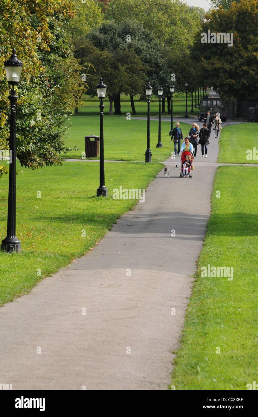 Primrose hill lamps hi-res stock photography and images - Alamy