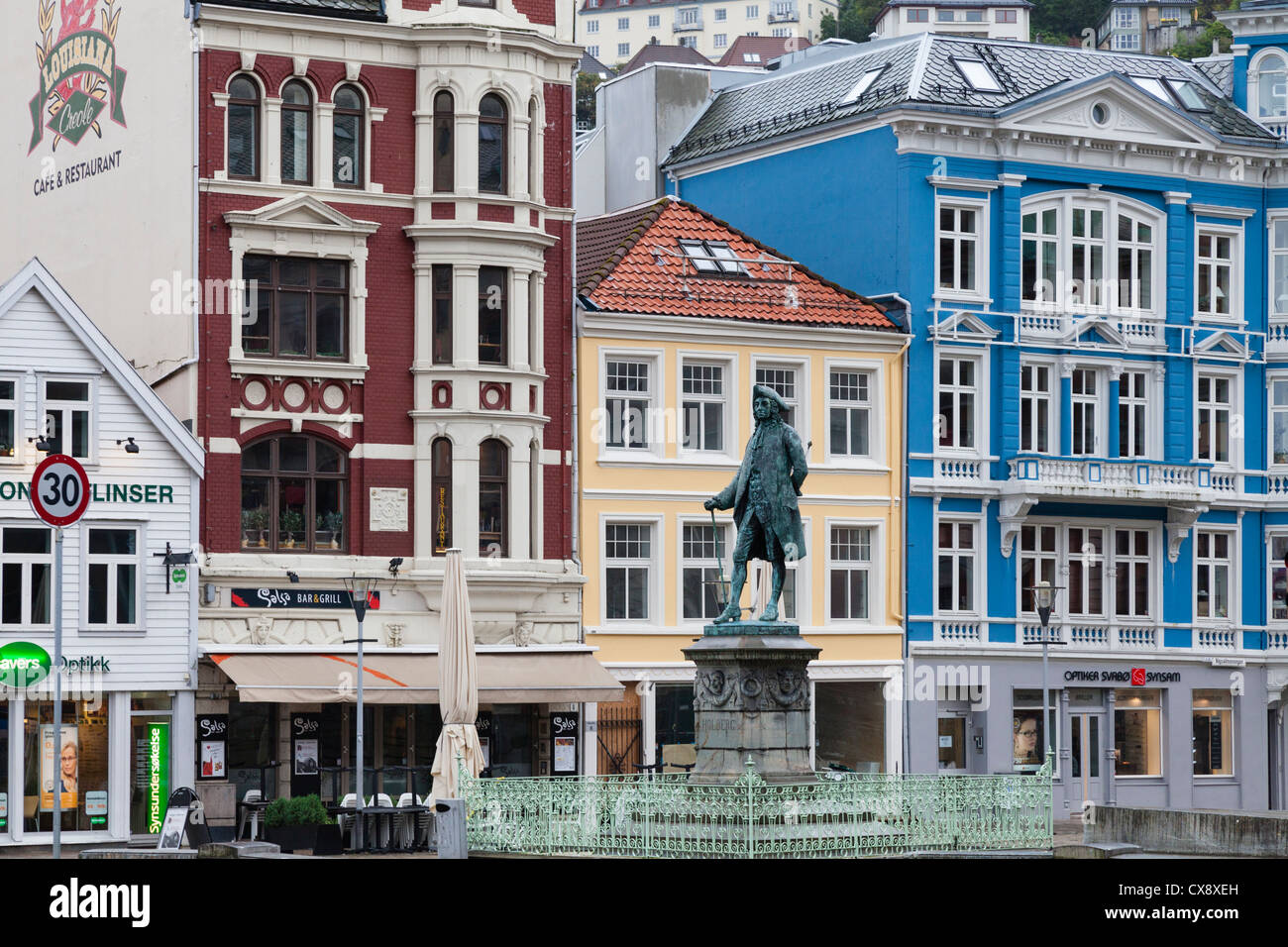 Statue bergen norway hi-res stock photography and images - Alamy
