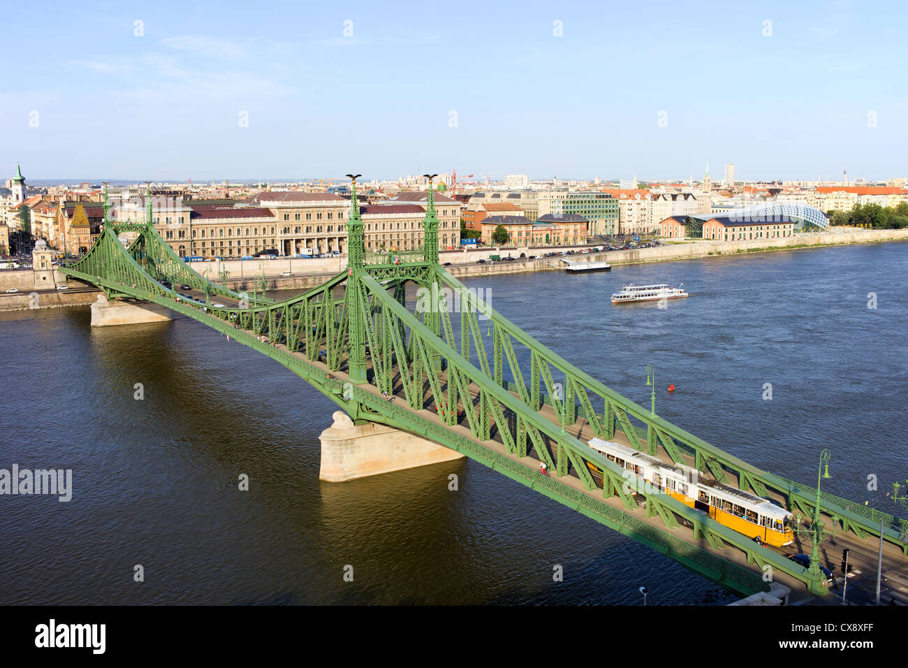 Liberty Bridge (Hungarian: Szabadsag Hid) on the Danube river and ...