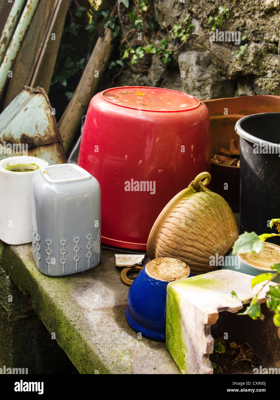 Flower buckets on table hi-res stock photography and images - Alamy