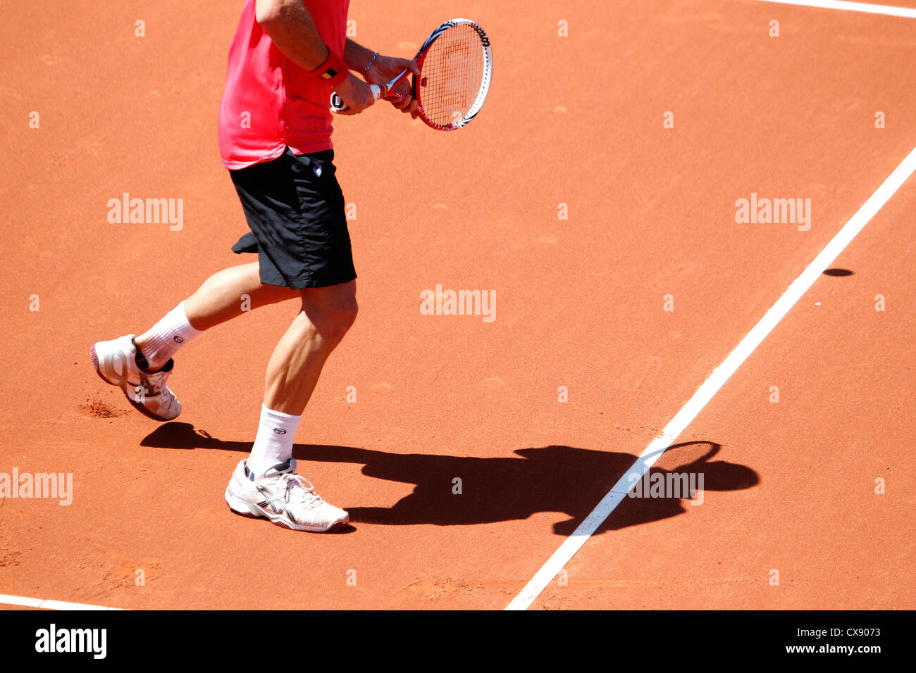 Professional tennis player receiving serve at the ATP Banc Sabadell ...