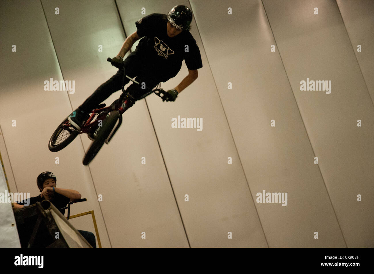 BMX on ramp doing tricks Stock Photo - Alamy