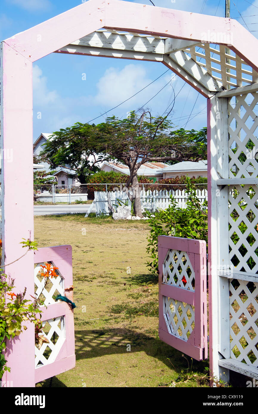 Old cayman house hi-res stock photography and images - Alamy