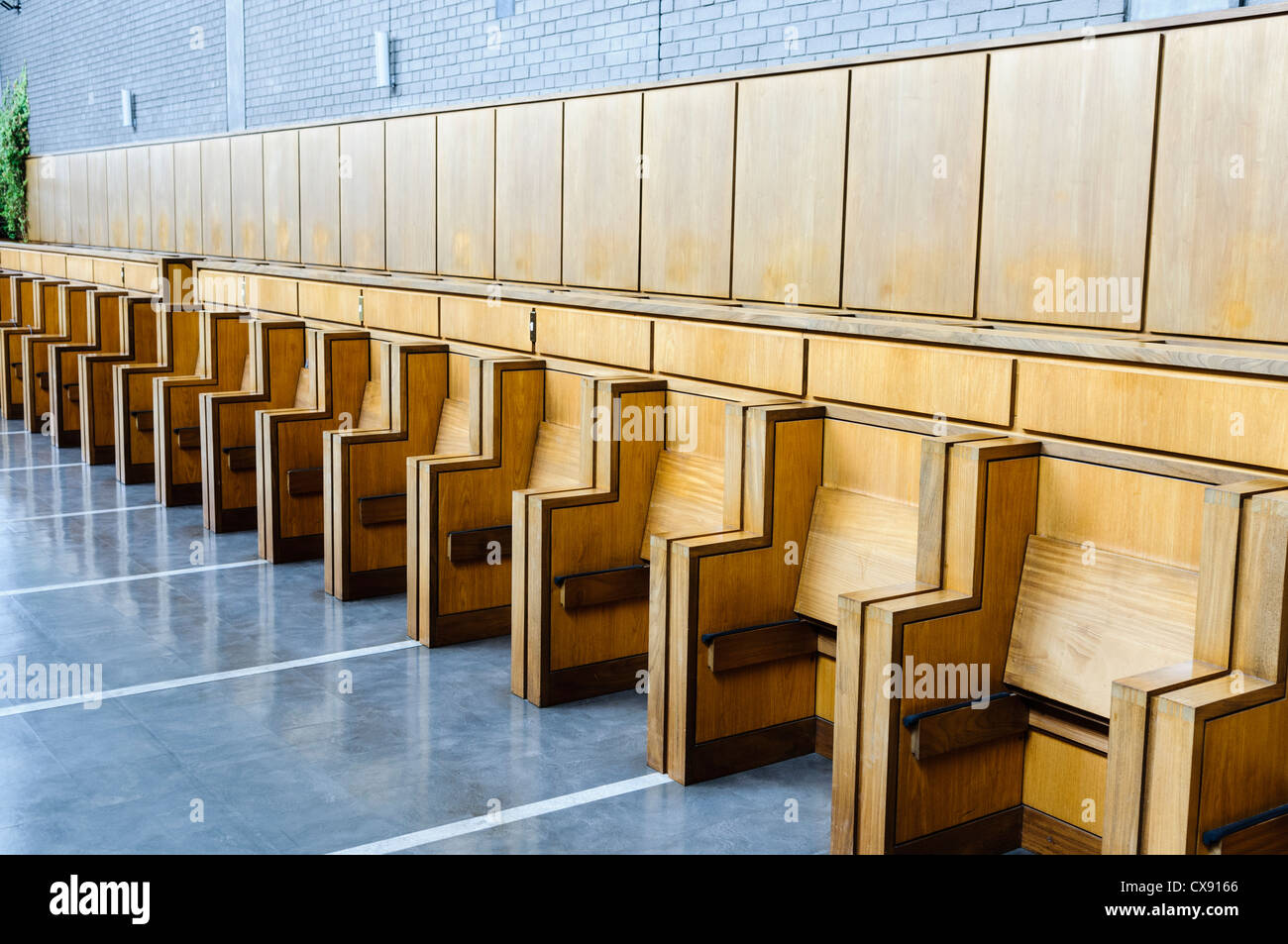 People Pews High Resolution Stock Photography and Images - Alamy