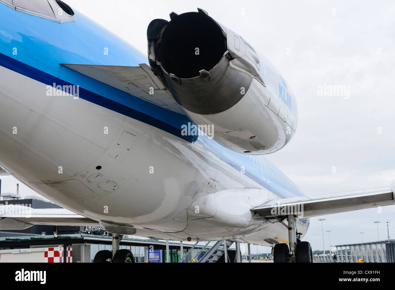 Rolls Royce RB-183 engine on a KLM Fokker 100 Stock Photo - Alamy