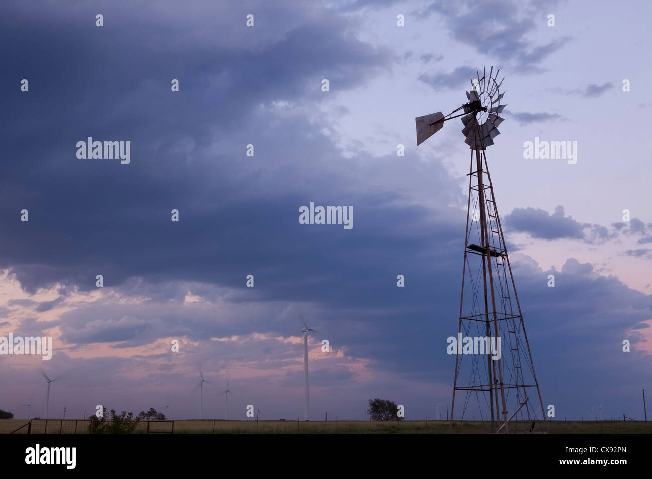 A group of wind turbines in west Texas seen at sunrise Stock Photo - Alamy