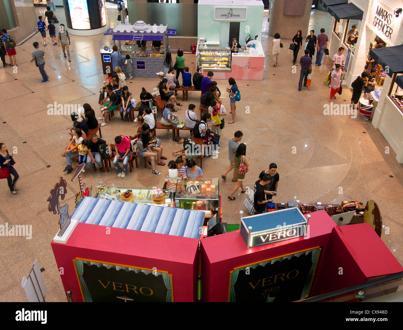 Times Square shopping mall in Causeway Bay Stock Photo - Alamy