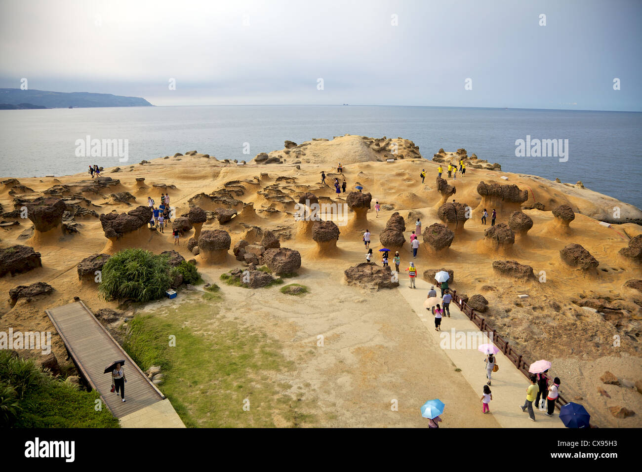 Mushroom rocks at the Yehliu geological park in Taiwan Stock Photo - Alamy