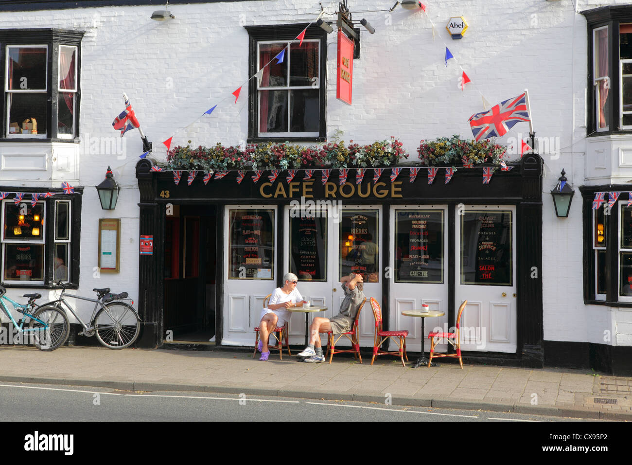 Uk cafe rouge hi-res stock photography and images - Alamy