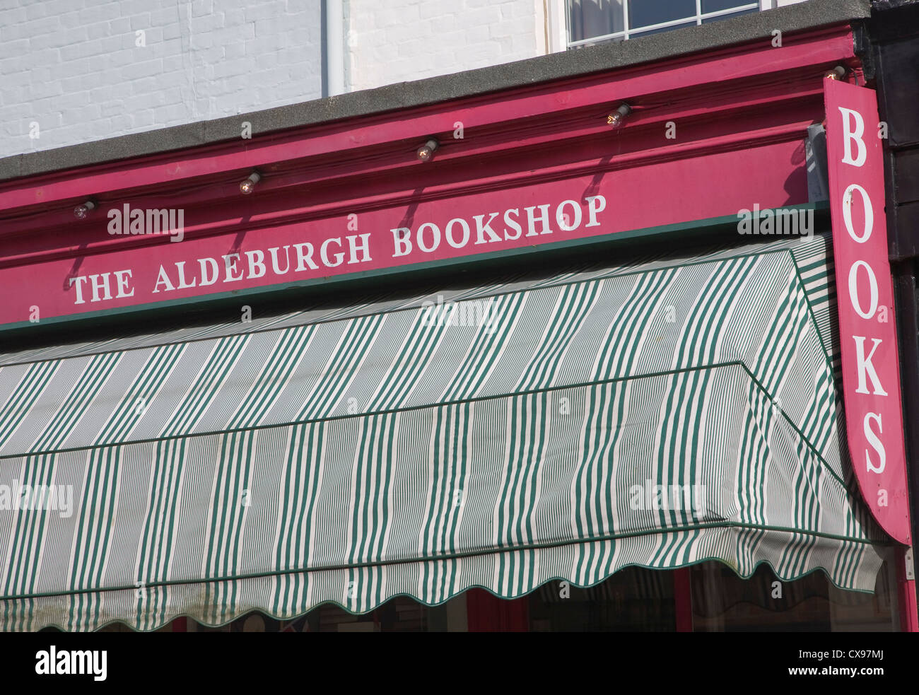 Aldeburgh Shops High Resolution Stock Photography and Images - Alamy