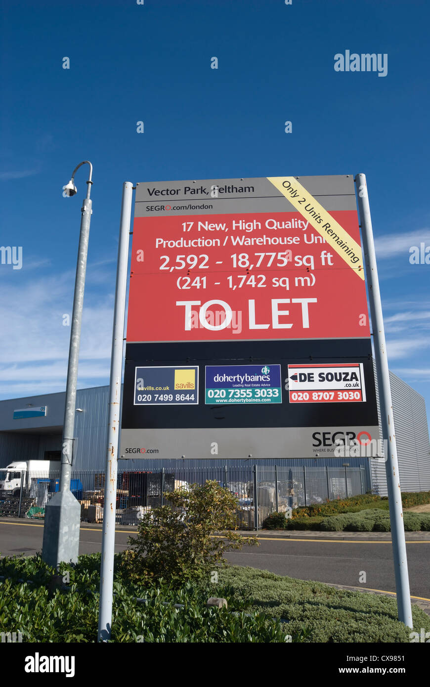 sign for industrial units to let at vector park, feltham, middlesex ...
