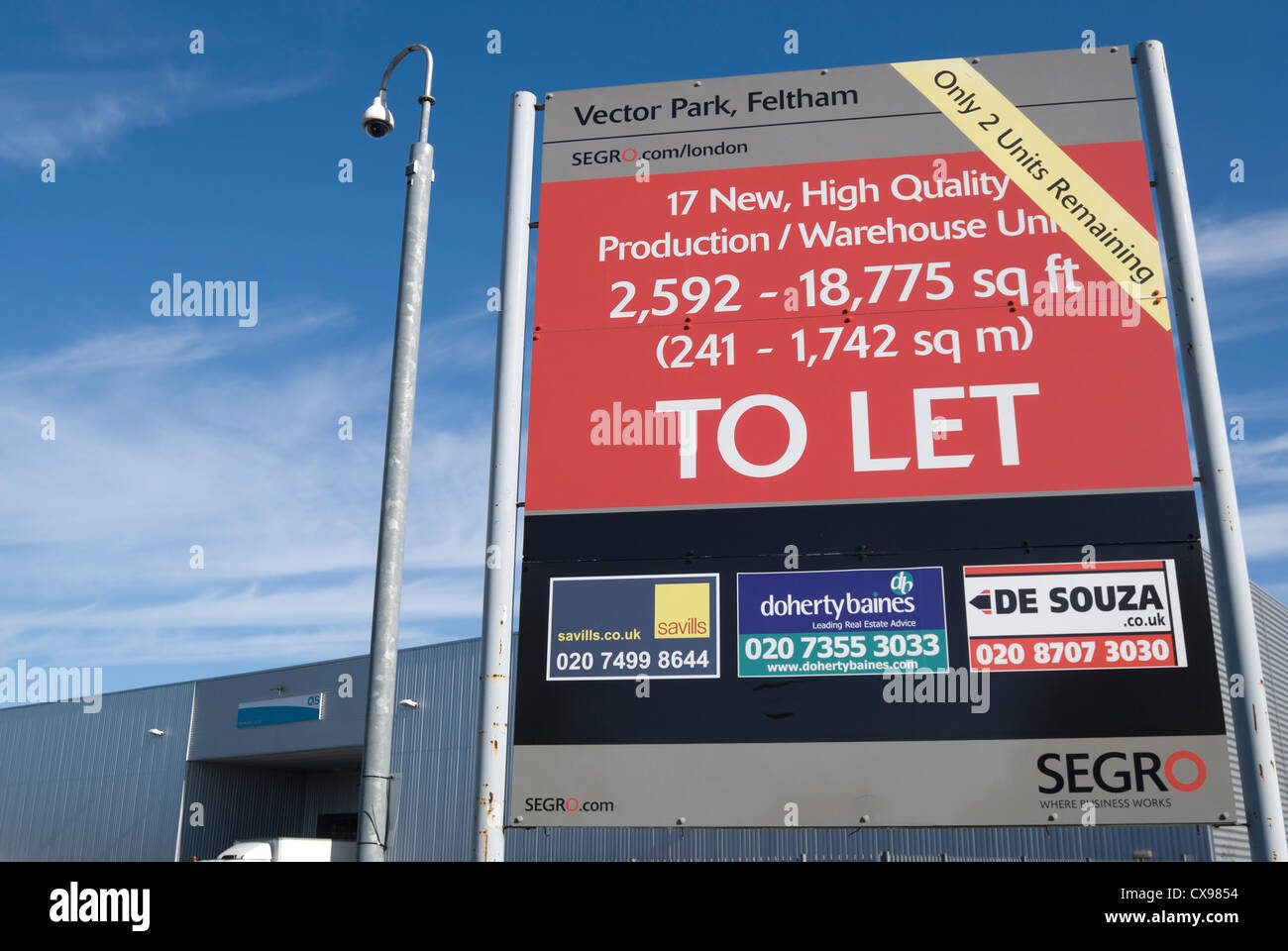 sign for industrial units to let at vector park, feltham, middlesex ...
