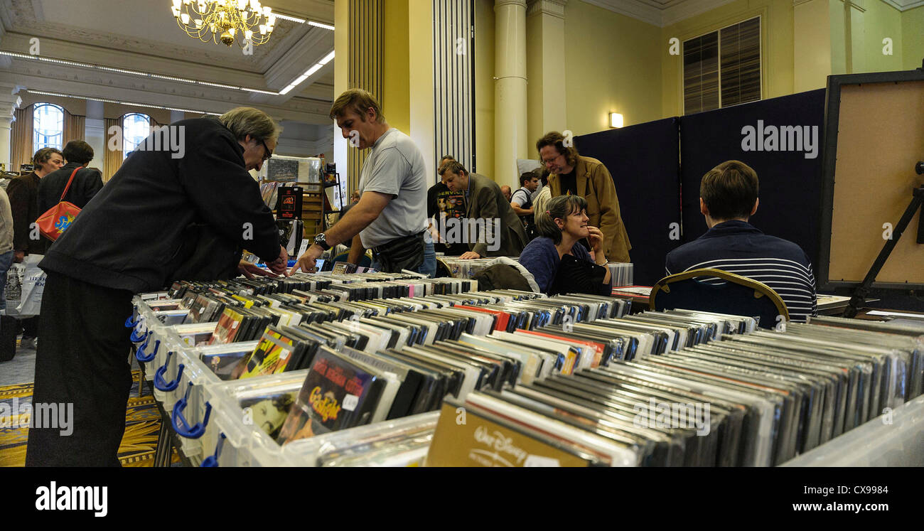 James bond convention hi-res stock photography and images - Alamy