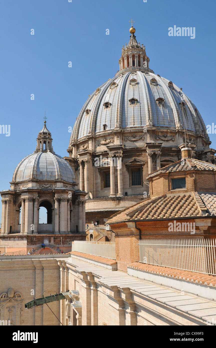 Architectural detail of San Pietro basilica's roof in Vatican Stock ...