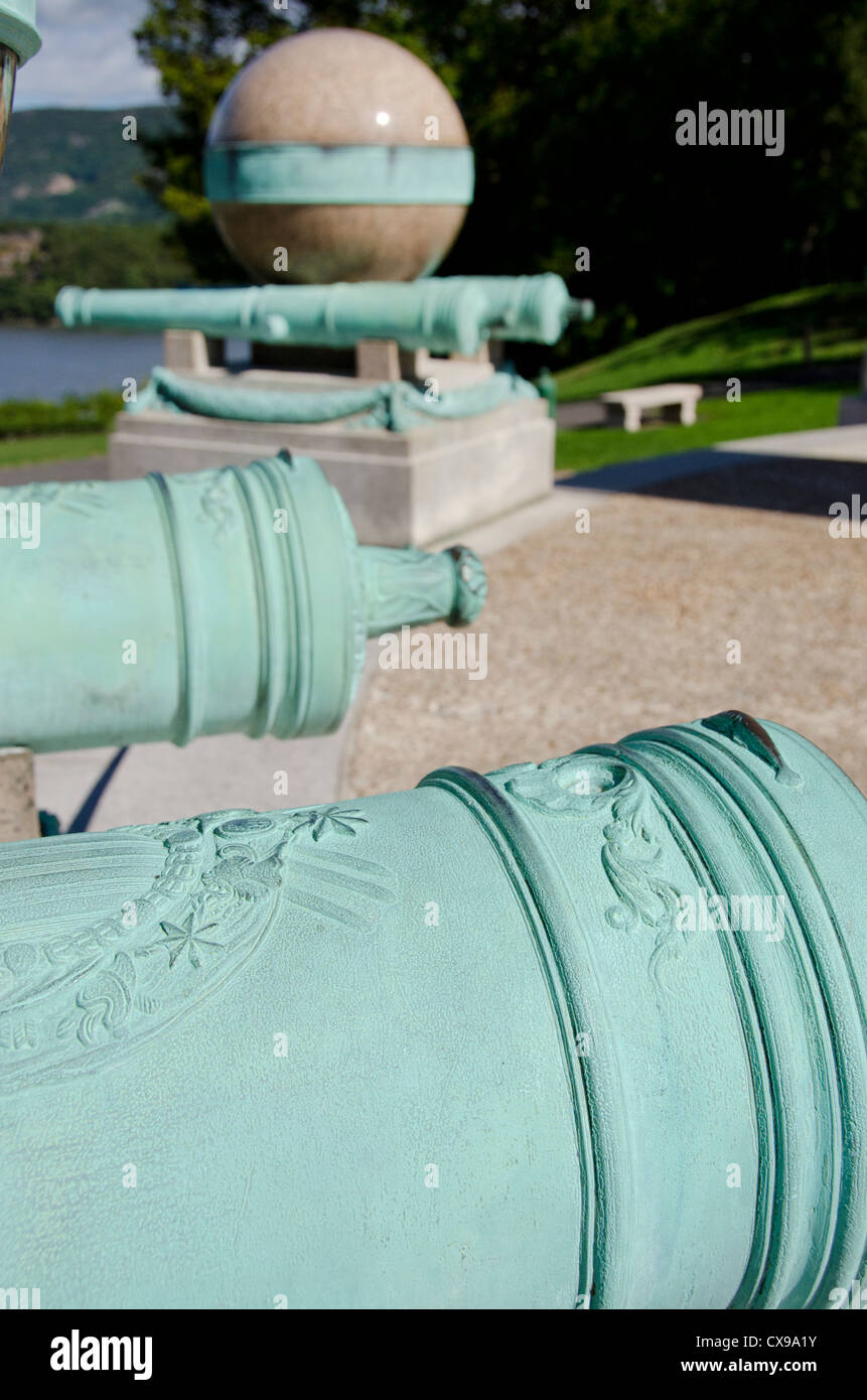New York, West Point US Military Academy, Trophy Point. Battle Monument ...
